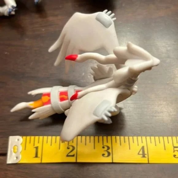 Pokemon | Toys | Pokemon Tomy Legendary Reshiram Trainers Choice Figure ...